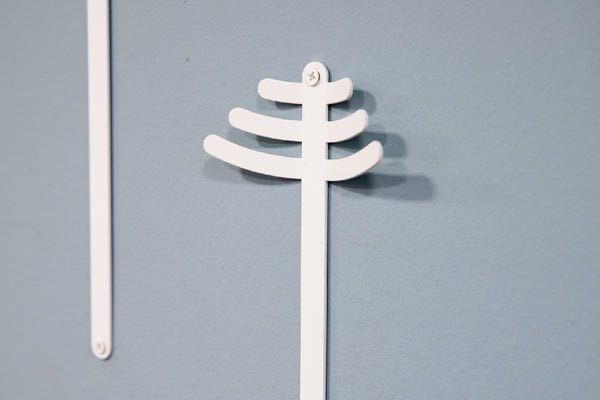 Perchero Pehuén Blanco – Medular Design